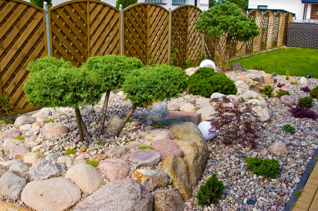 5 Easy Ways to Transform Your Outdoor Space with Decorative Stones ...